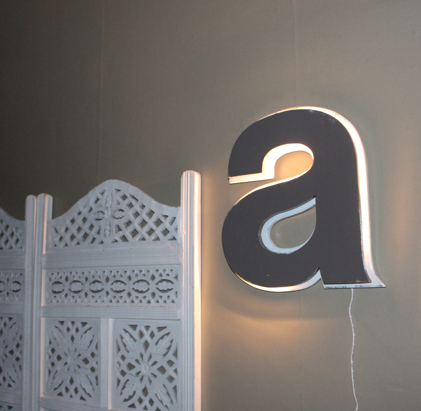 Lettre lumineuse " a " effet patiné ( Couleurs personnalisables ...