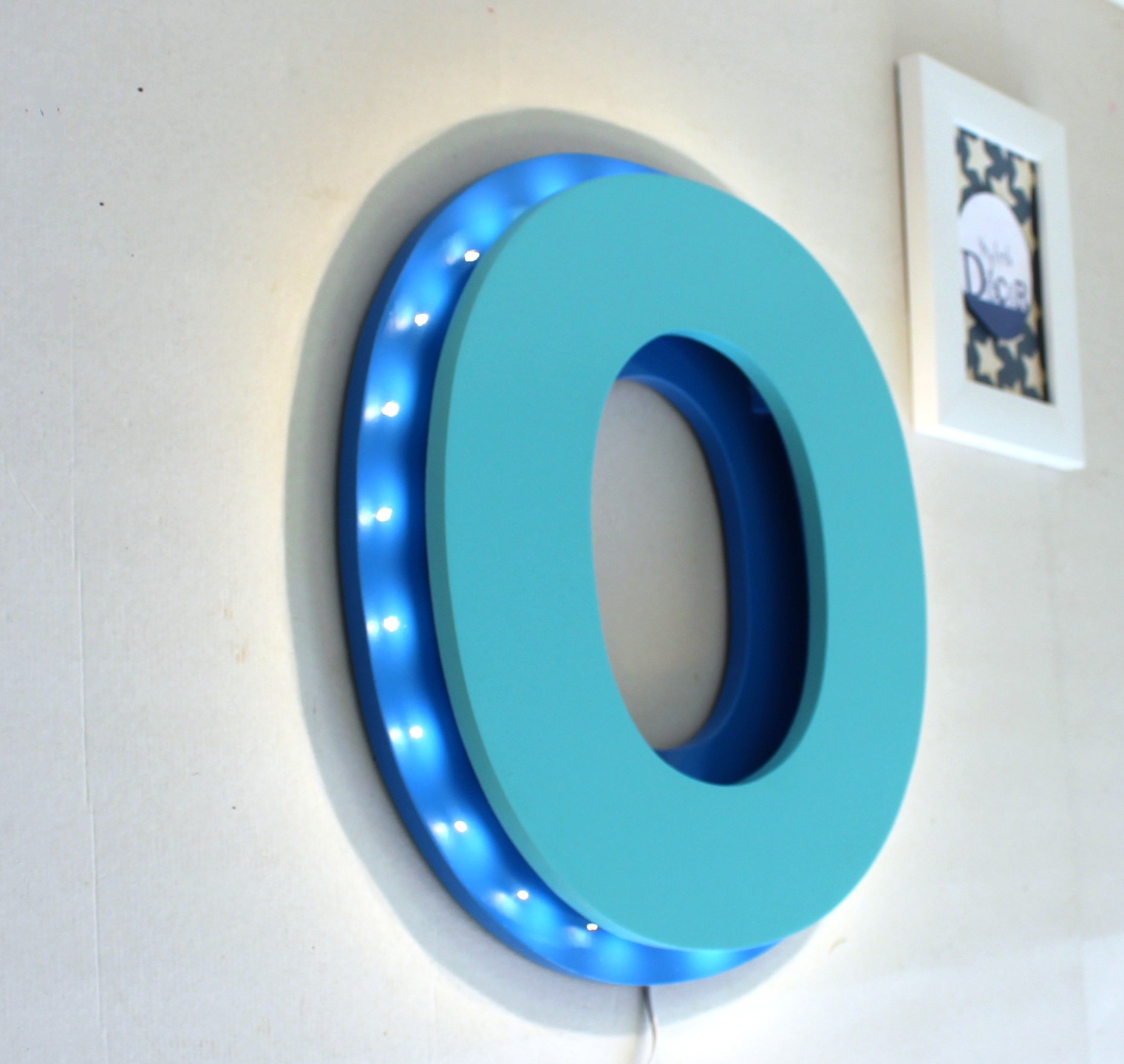 Lettre lumineuse " O " bicolore effet laqué ( Couleurs personnalisables ...